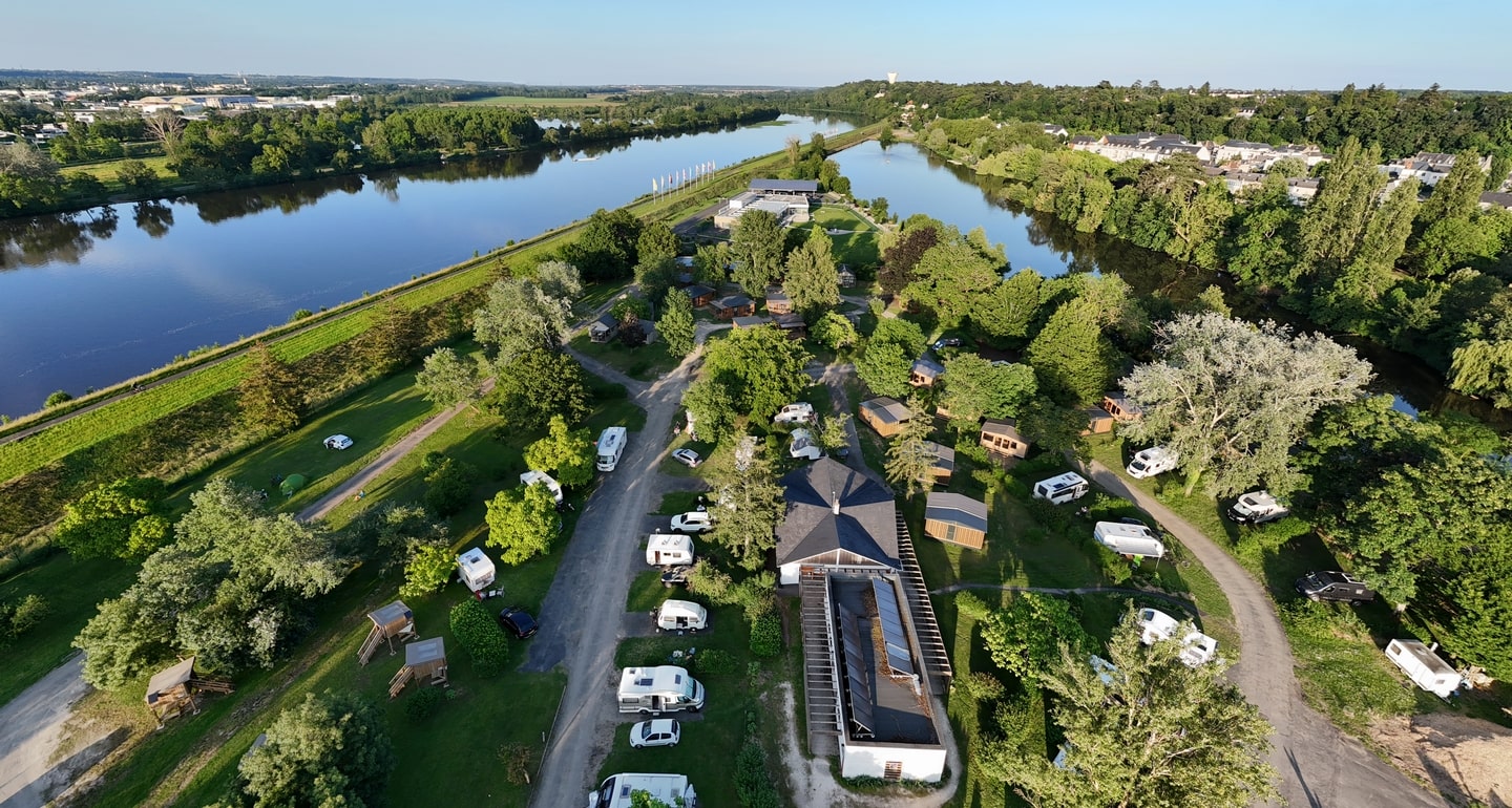 Camping Tours Val de Loire - terrain de camping à côté de Tours